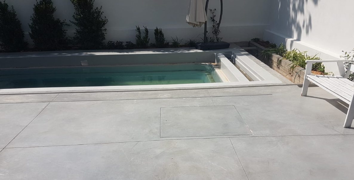 Neptune Flow - תעלת ניקוז נסתרת מלבנית ומעוצבת לגינה מאלומיניום ...